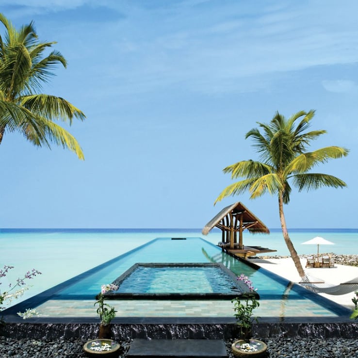 TOP 12 Hotel Infinity Pools